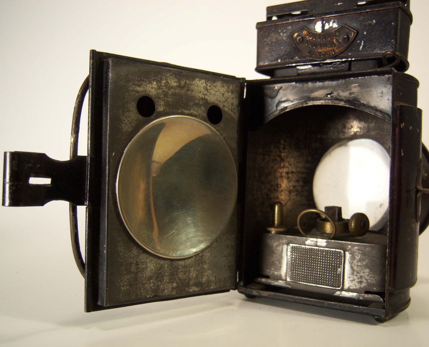 Victorian Police Lanterns – Heritage Arms Society Inc